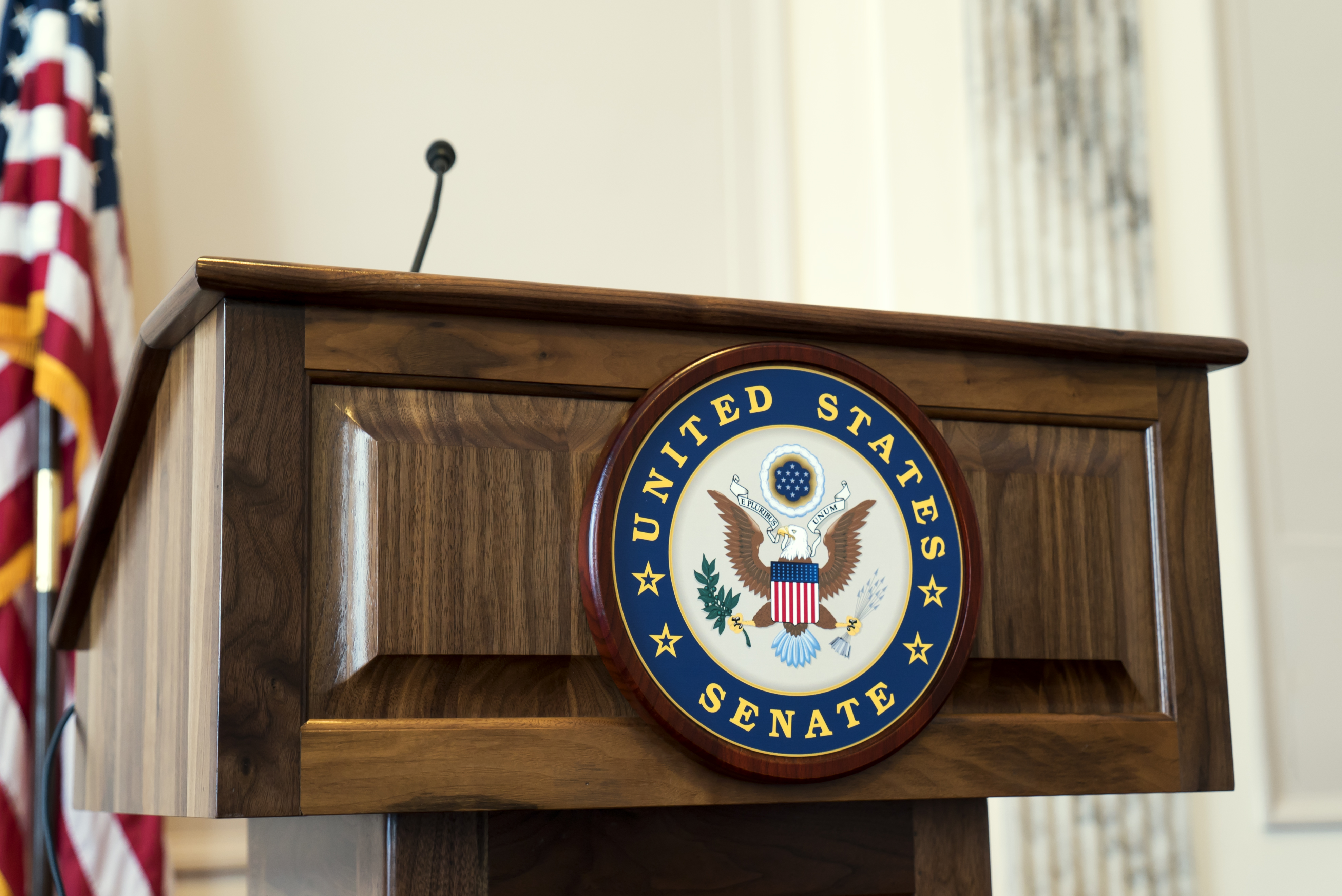 Retailers urge Fed nominee to highlight debit rule revision